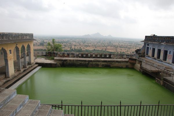 Famous Forts and Palaces of India