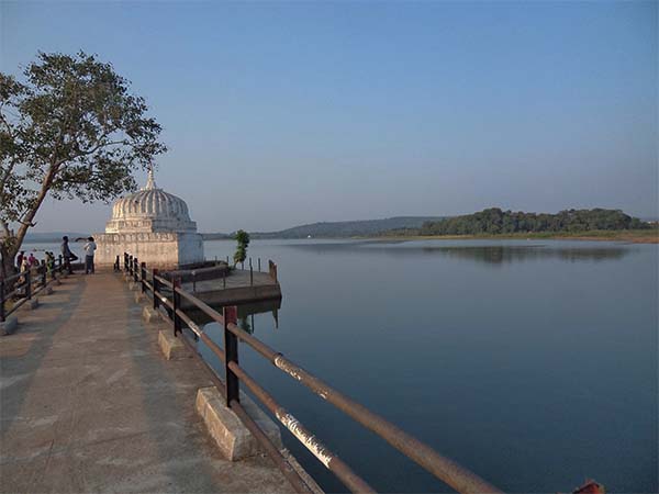Narmada Parikrama: Sahastradhara, Mandla, Madhya Pradesh